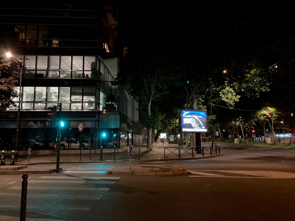 Updated: Apple iPhone SE (2020) Camera review: Excellent autofocus and ...