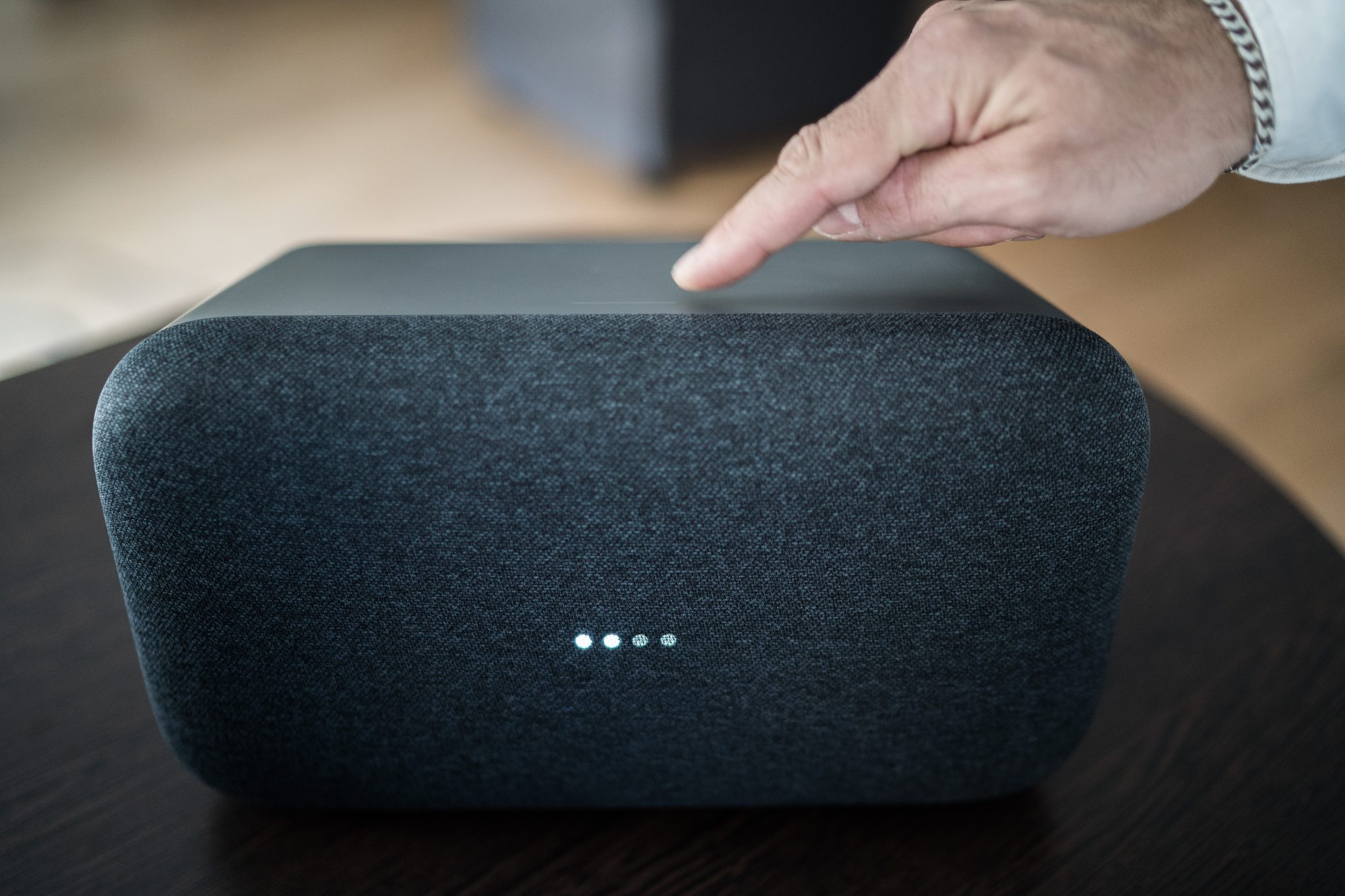 Google Home Max Speaker review: Powerful and well balanced - DXOMARK