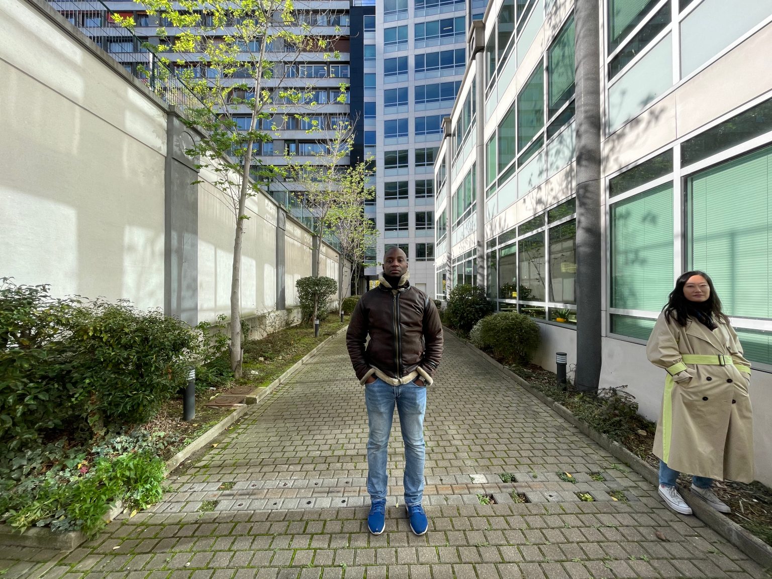 Apple iPhone 12 Camera review: Pro-level video, amateur zoom - DXOMARK